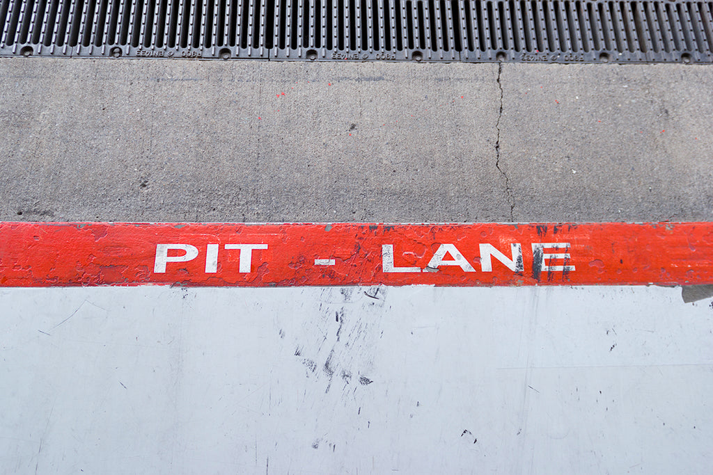 Pitlane floor sticker small – PRSCHWALLS